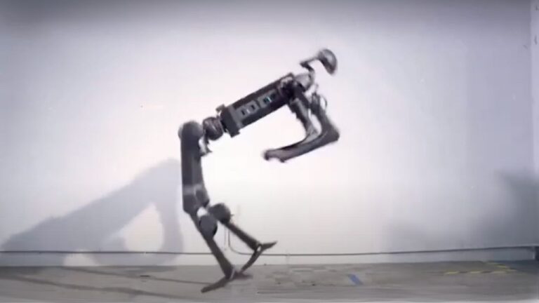 Humanoid robot stuns with perfect side flip acrobatics - CyberGuy