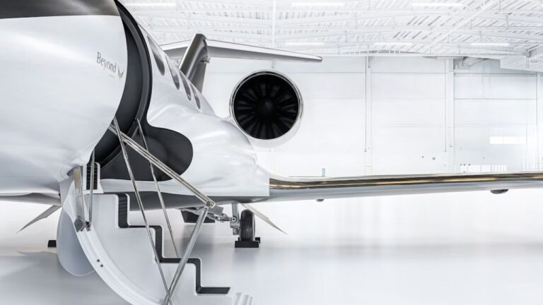 Zero emissions hydrogen electric jet disrupts conventional flights ...