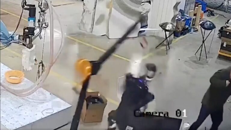 Humanoid robot malfunctions and sparks viral panic - CyberGuy