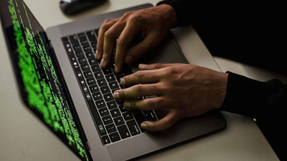 New FBI warning reveals phishing attacks hitting private chats - CyberGuy