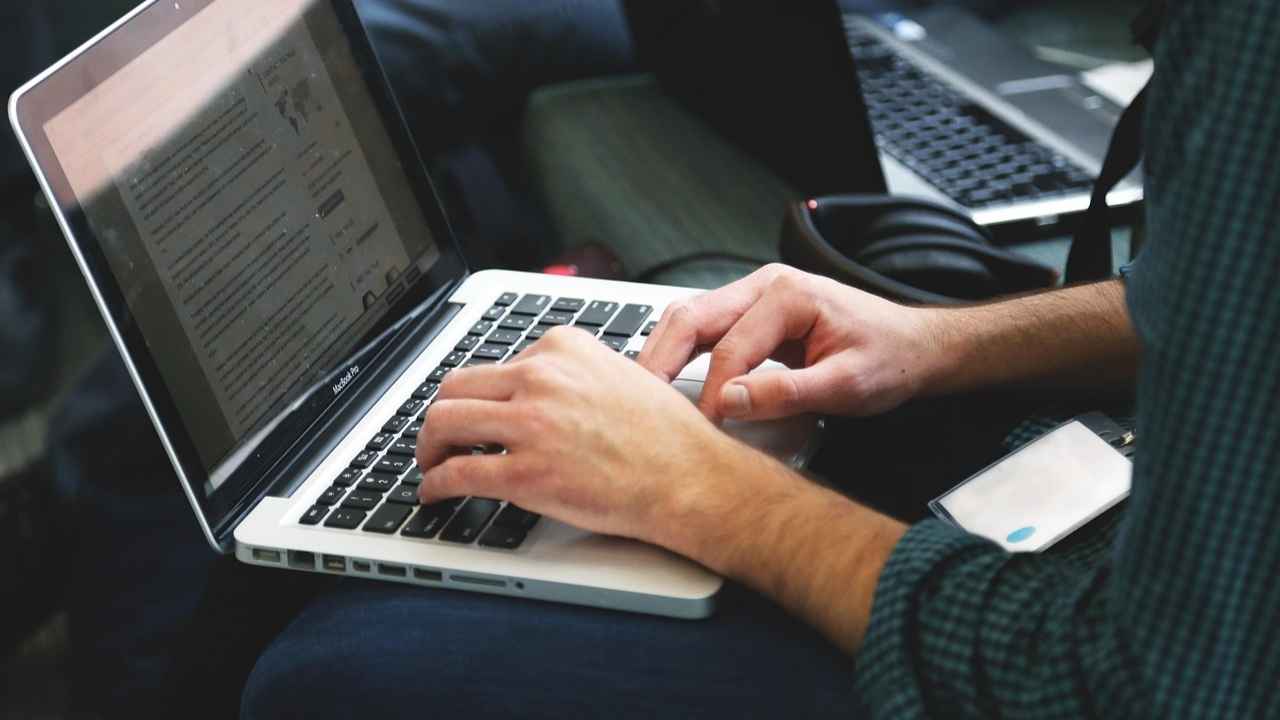 5 Data broker opt-out myths that leave retirees exposed - CyberGuy